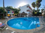 Tropic Hotel (Antalya, Manavgat, Side Mah., Sarmaşık Sok., 8), otel  Manavgat'tan