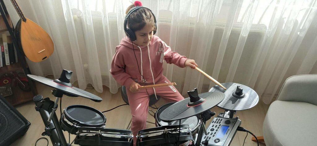 Müzik kulüpleri Yenipazar Çocuk Kulübü, Yenipazar, foto