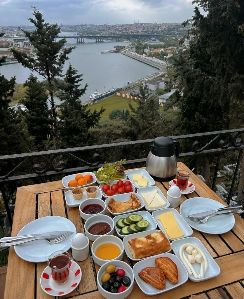 Restoran Istanbul Piyerloti, İstanbul, foto