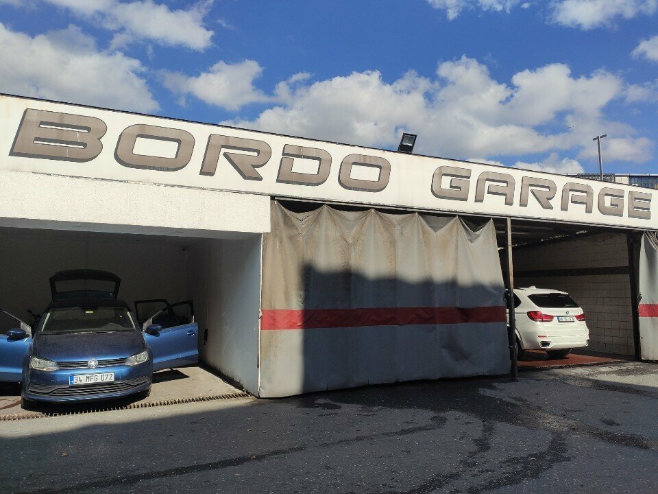 Oto yıkama Bordo Garage, İstanbul, foto