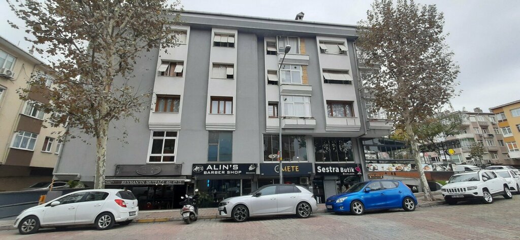 Berberler Alin’s Barber Shop, İstanbul, foto