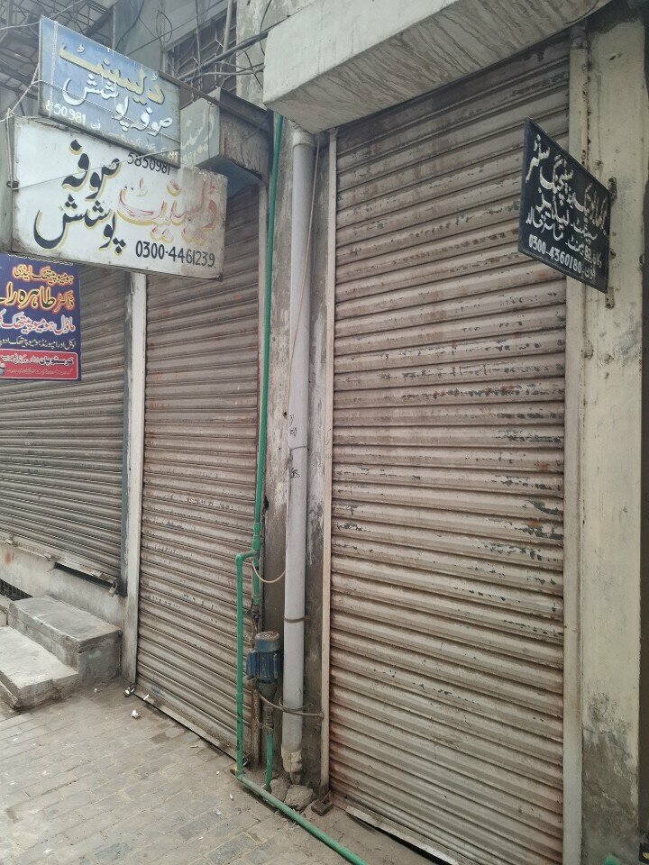 Dolap sistemleri Decent sofa poshesh, Lahor, foto