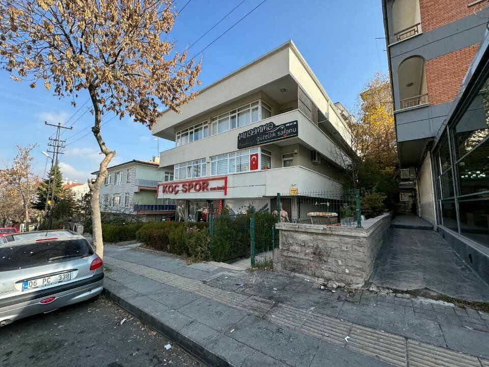 Spor ve jimnastik salonları Koç Spor Merkezi, Ankara, foto