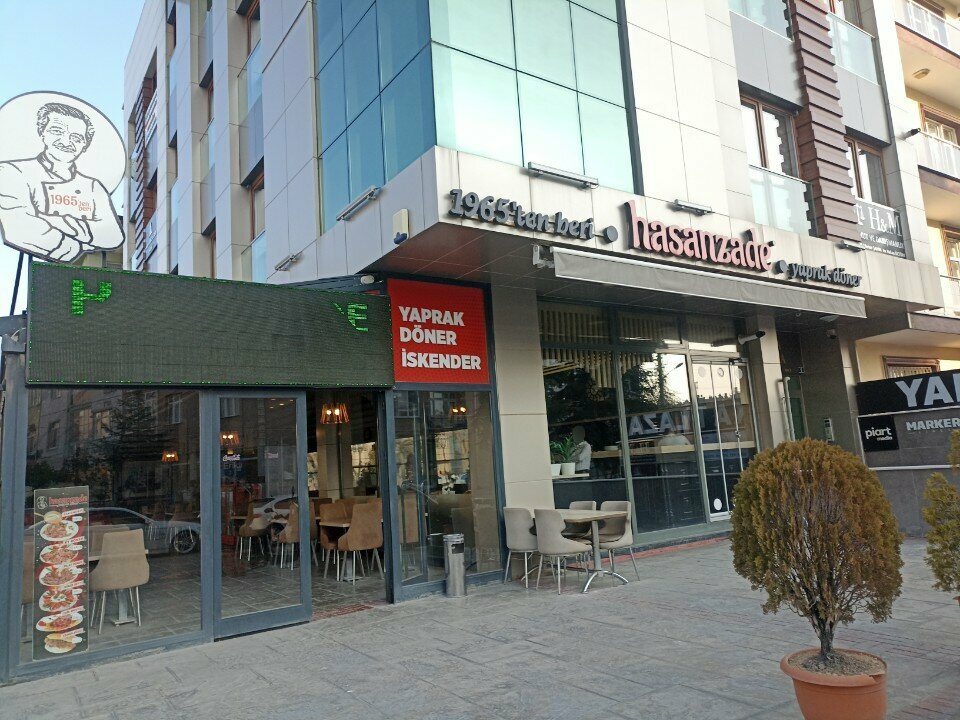 Fast food Hasanzade Yaprak Döner, Konya, foto