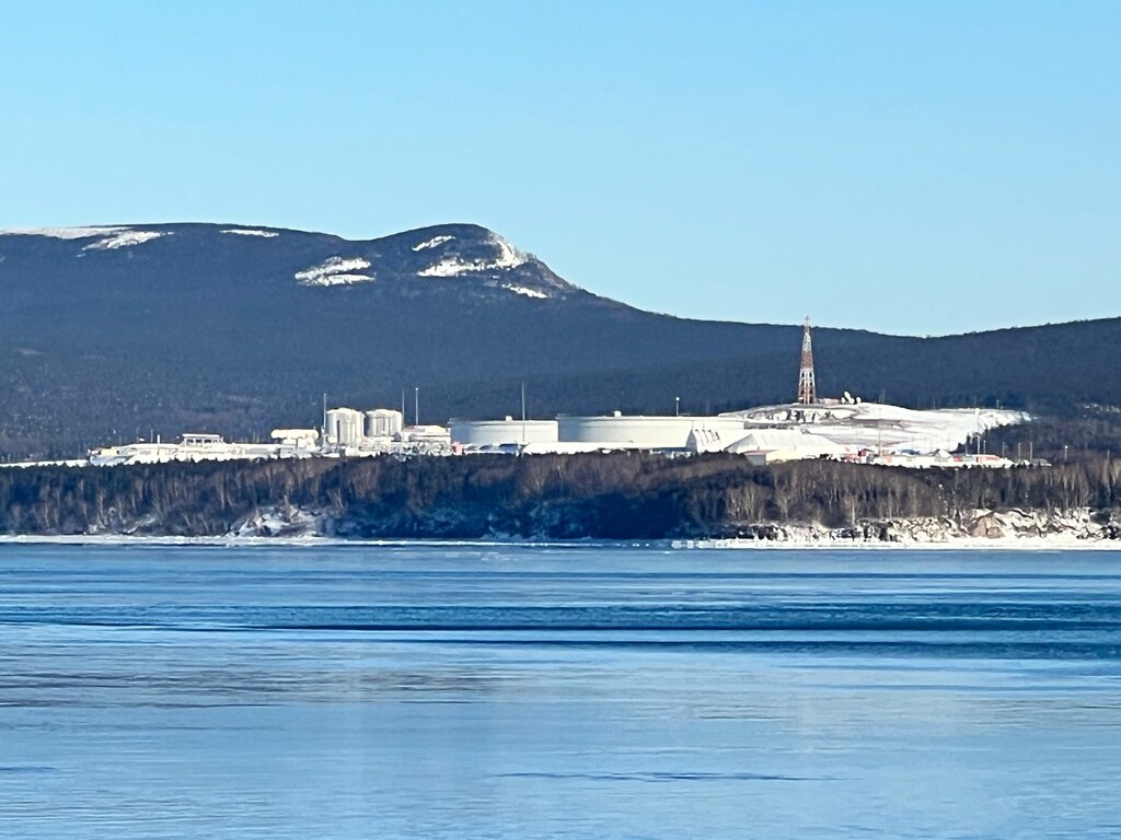 Dağ zirvesi Мыс Спасения, Habarovski krayı, foto