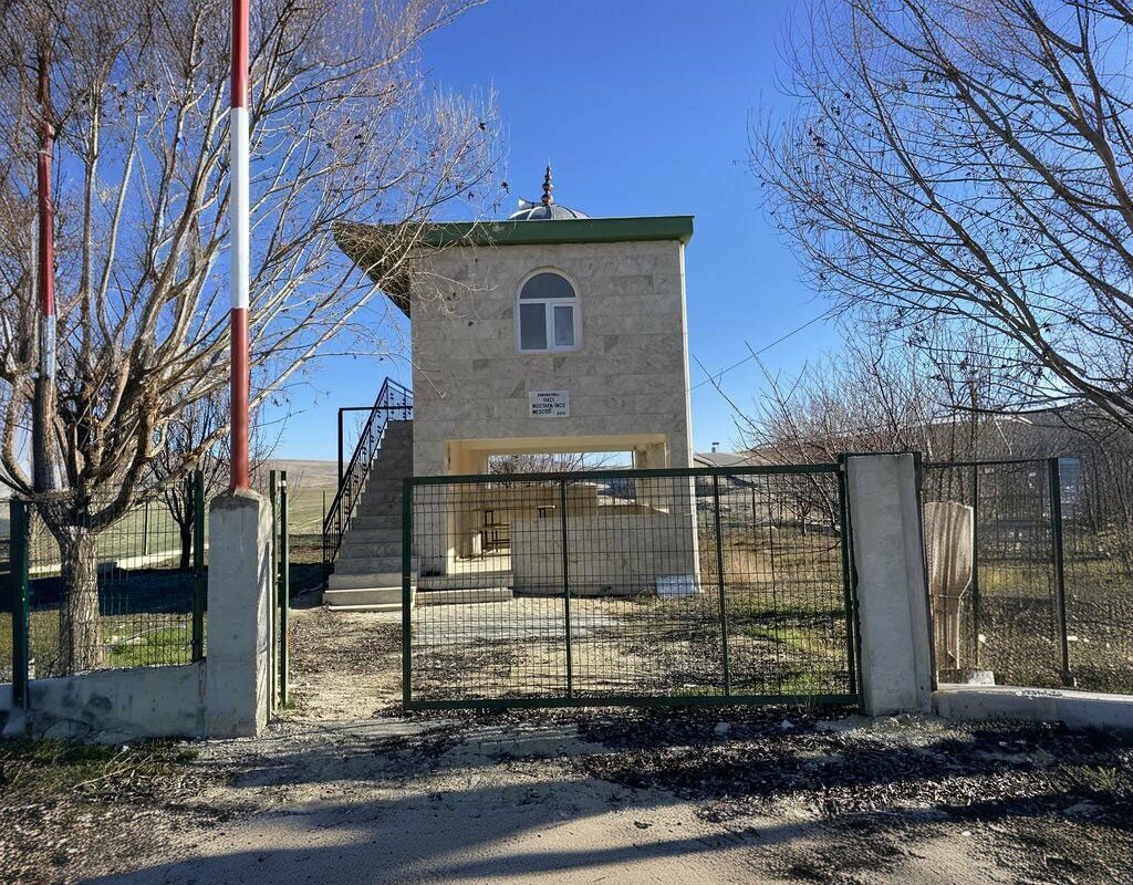 Cami Karabayır Köyü Mescit, Korkuteli, foto