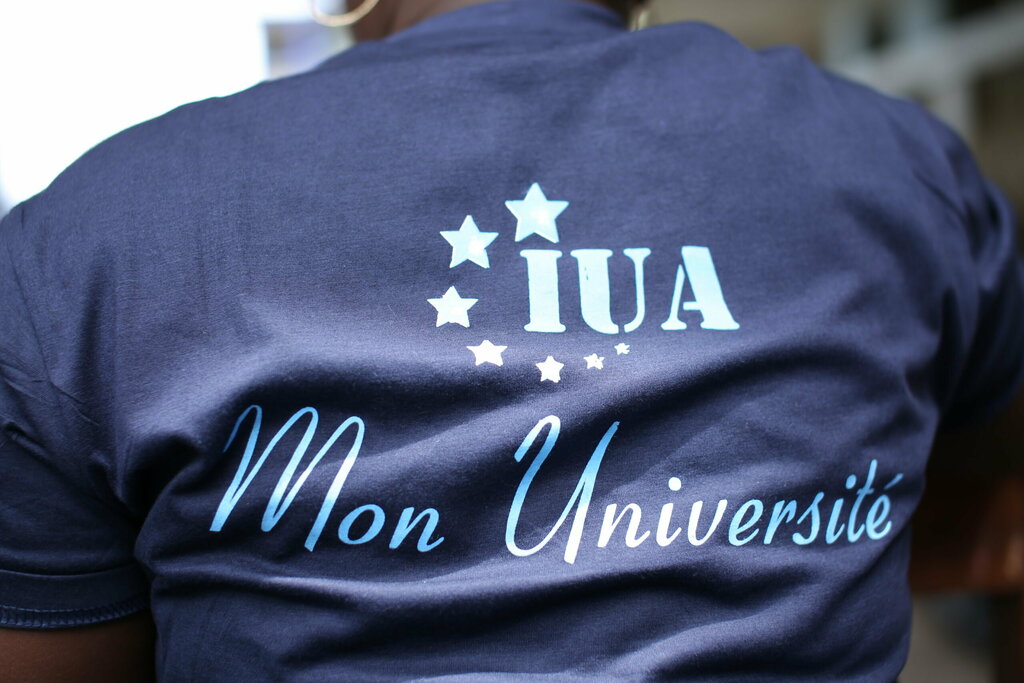 Üniversiteler Institut Universitaire d'Abidjan Cascade, Abican, foto