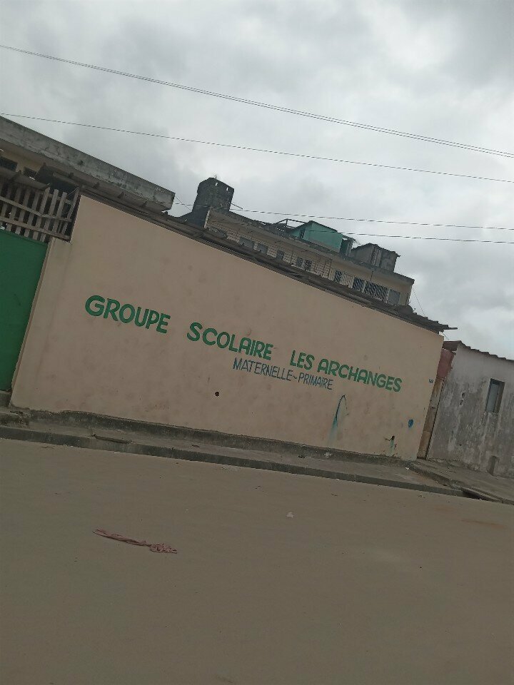 i̇lkokul Groupe Scolaire Les Archanges, Abican, foto