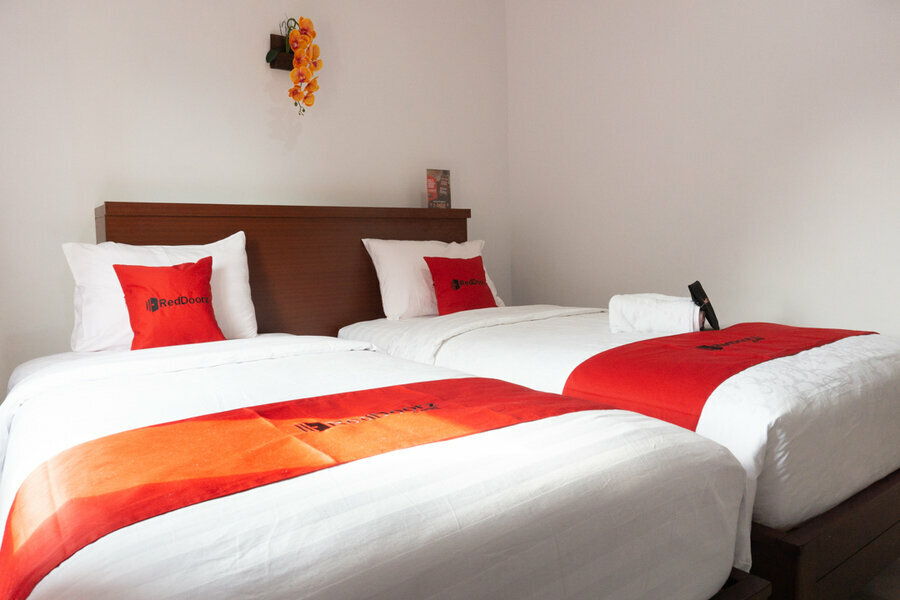 Otel RedDoorz near Jawa Timur Park 3, , foto