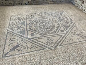 Римские мозаики (Kotor Municipality, gorod Risan), müzeler ve sanat galerileri