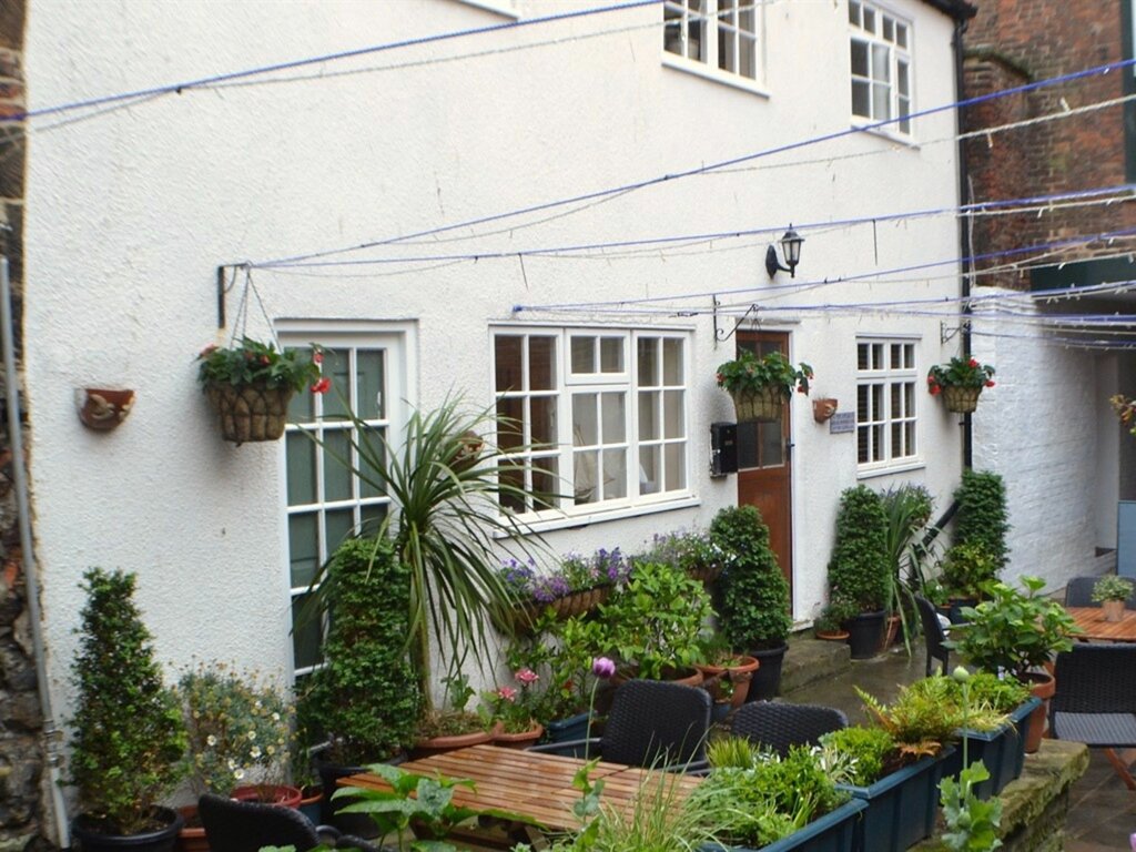 Otel Sanders Yard, , foto