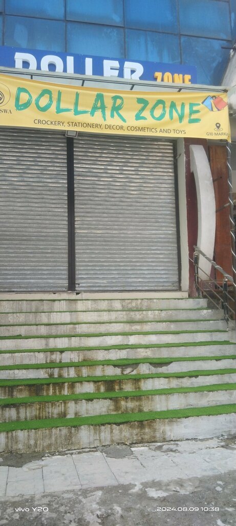 Mini-market Dollar Zone, Islamabad, foto