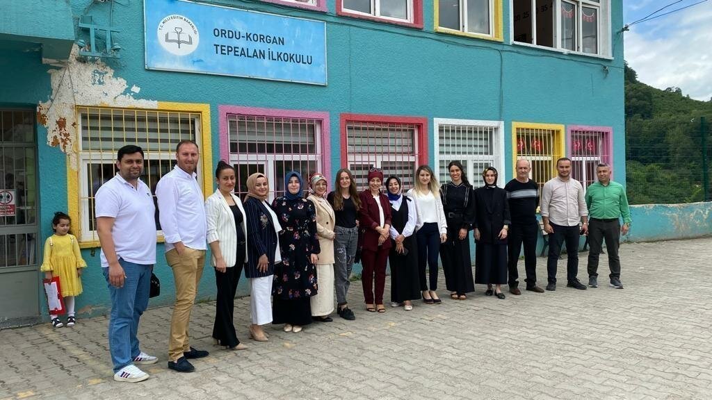 i̇lkokul Tepealan İlkokulu, Korgan, foto