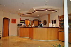 Trip Inn Hotel Airport Russelsheim (Marktstraße No:2, Rüsselsheim), otel  Russelsheim'dan