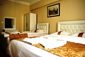 Istanbul Comfort Hotel (İstanbul, Fatih, Binbirdirek Mah., Dizdariye Çeşmesi Sok., 34A), otel  İstanbul'dan