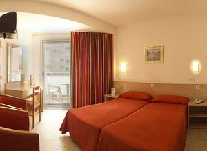 Medplaya Hotel Regente (Comunidad Autónoma de Valenciana, Valencia, Calle C, 5), otel  Benidorm'dan