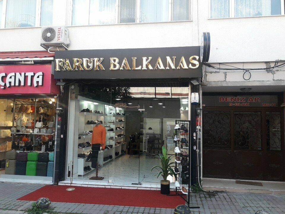 Kontakt lens firmaları Lens World, İstanbul, foto