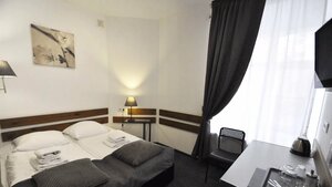 People Business Novinsky (Moscow, Novinsky Boulevard, 11), hotel  Moskova'dan