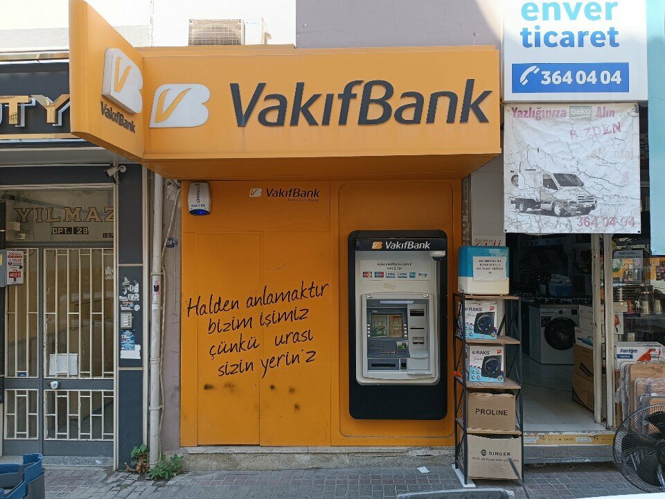 ATM'ler Vakıfbank ATM, İzmir, foto