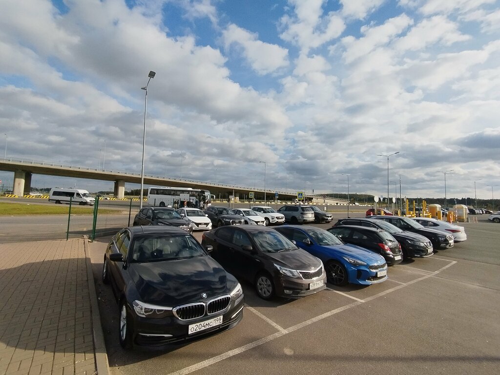 Oto kiralama Rentmotors, Saint‑Petersburg, foto