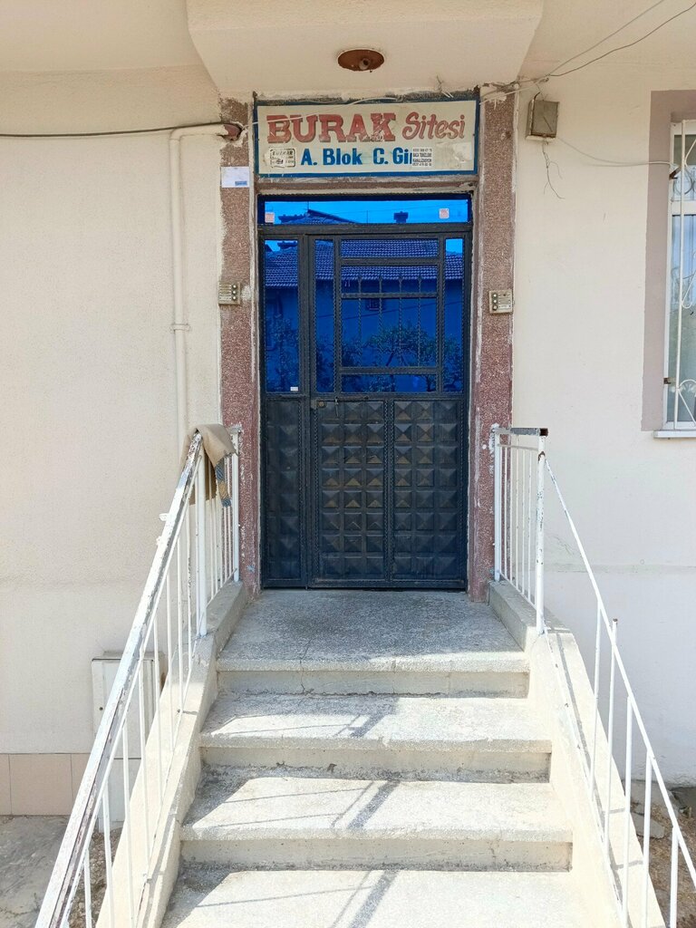 Apartman kompleksi Burak Apartmanı, Konya, foto