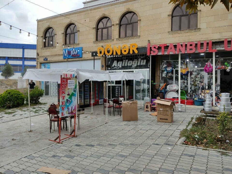 Fast food Dönər Aqiloğlu, Gence, foto
