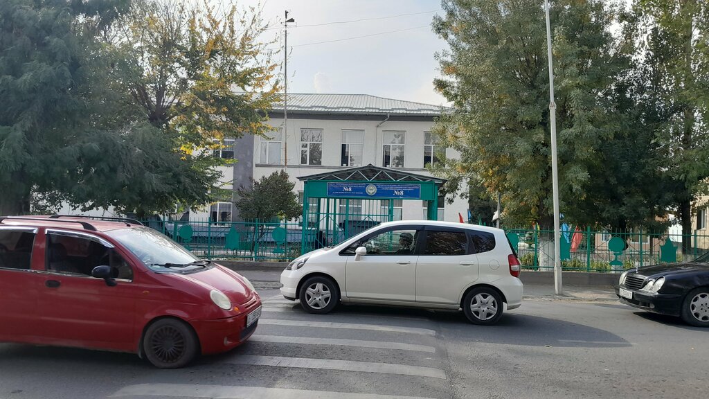 Ortaokul School № 8 named after Alisher Navoi, Celalabat, foto