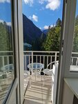 Жилое Помещение Аланская 25 кв 16 (Alanskaya Street No:25, Resort Settlement of Dombay), otel  Karaçay‑Çerkez Cumhuriyeti'nden