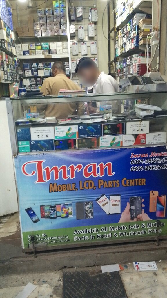 Diskler, plakalar Imran software and flashing, Karaçi, foto