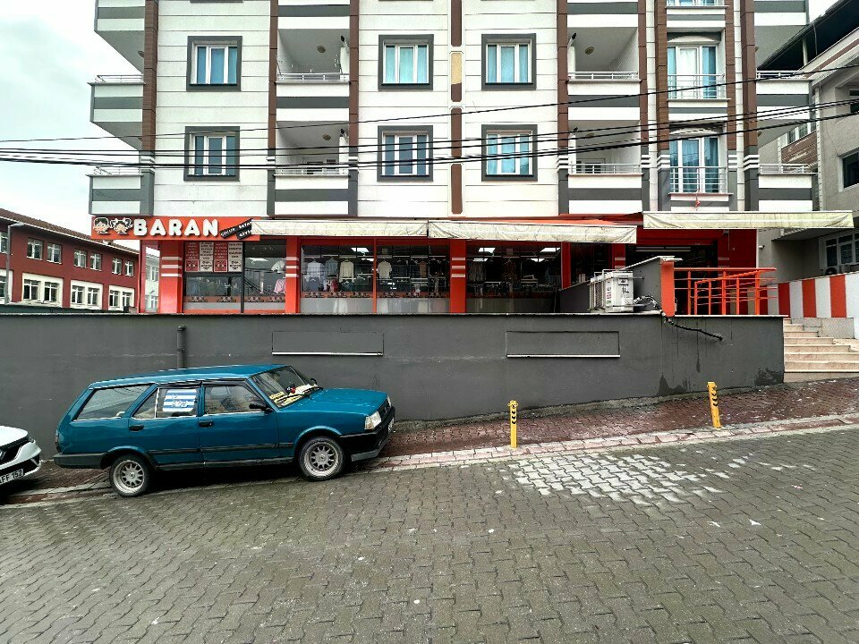 Çocuk giyim mağazaları Baran, İstanbul, foto