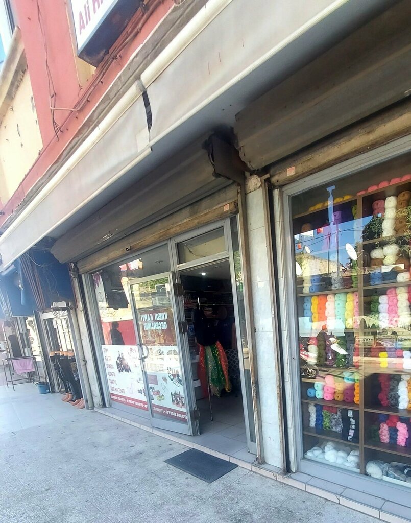 Tuhafiyeler Ayyıldız, Adana, foto