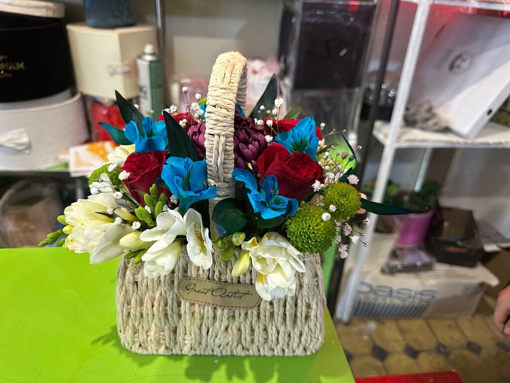 Çiçekçiler Gullar Va Sovgalar, , foto