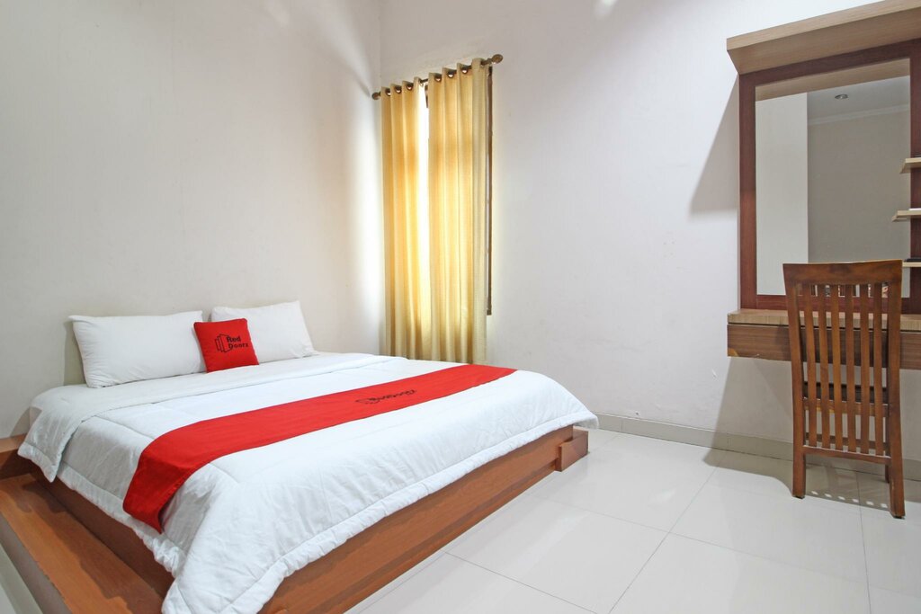 Otel RedDoorz near Hartono Mall 3, Dünya, foto