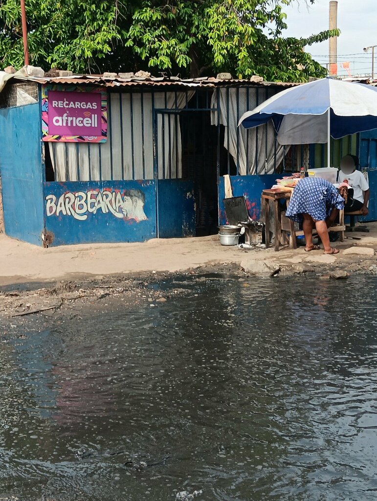 Kuaförler Barbearia, Loanda, foto