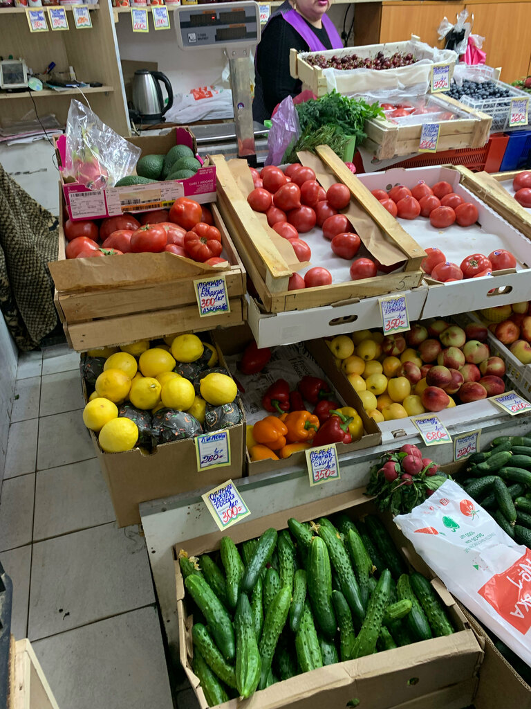 Manavlar Магазин овощей и фруктов, Saint‑Petersburg, foto