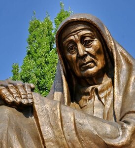 Anıt, heykel Mourning Mother, , foto