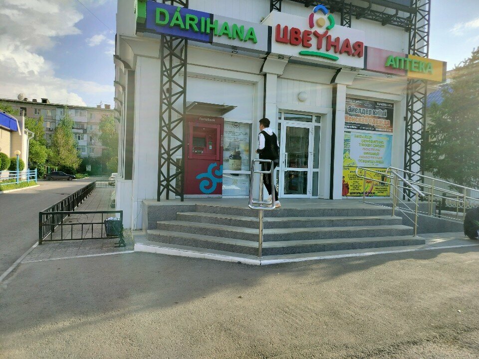 Büyük beden mağazaları Modnaya Pyshka, Kostanay, foto