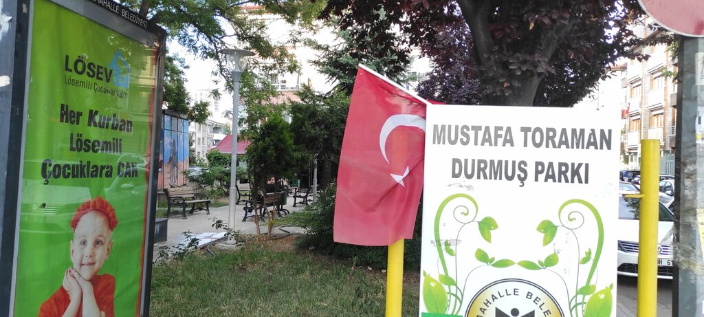 Parklar ve ormanlar Mustafa Toraman Parkı, Ankara, foto