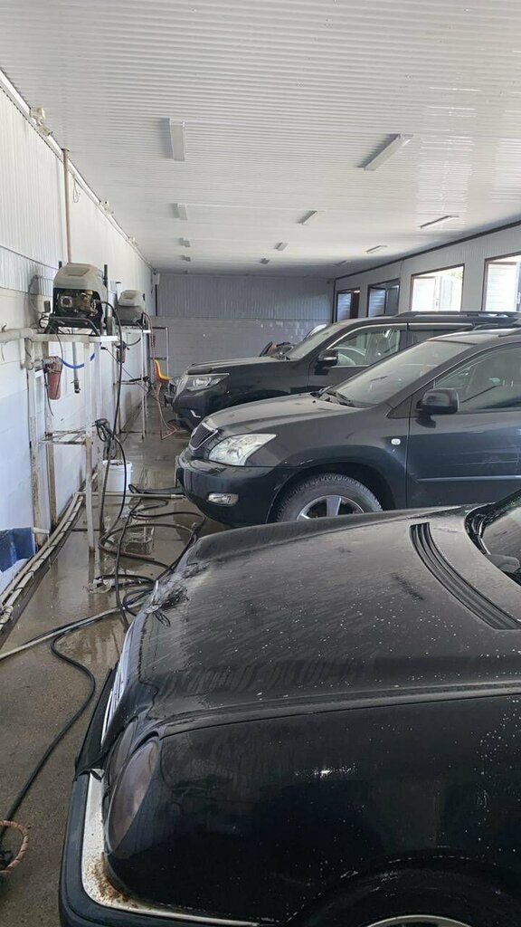 Oto yıkama Compass, Türkistan, foto