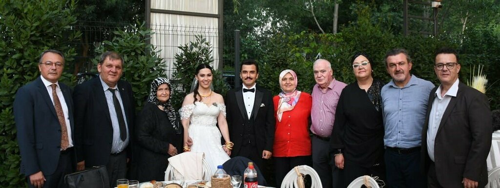 Toptan giyim Batı Trakya Türkleri Dayanışma Derneği, İzmir, foto