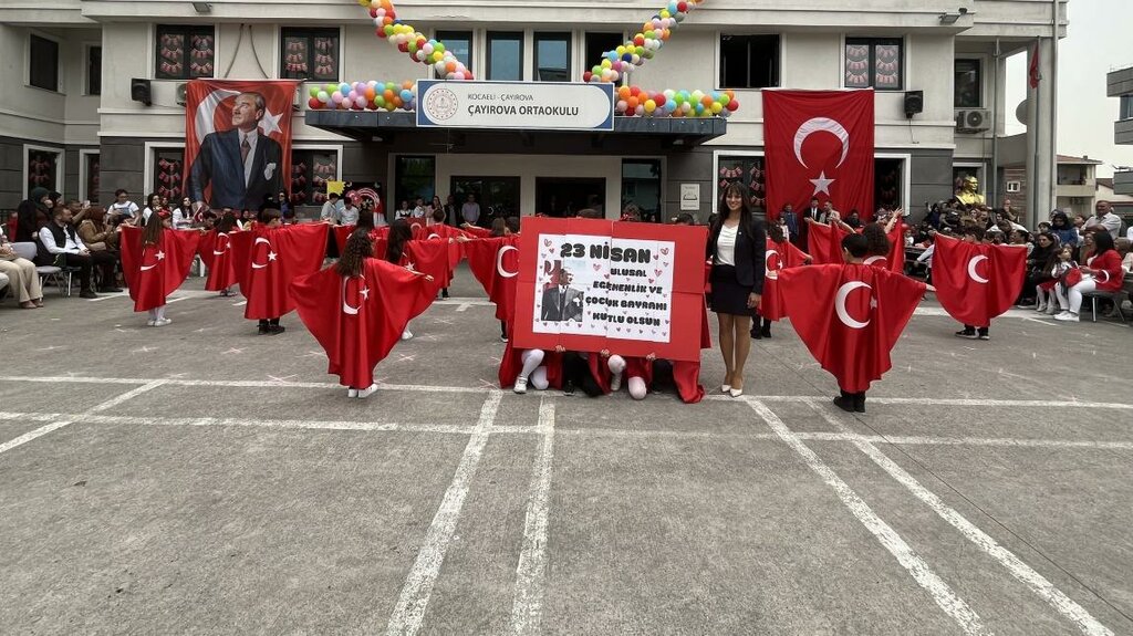 i̇lkokul Çayırova İlkokulu, Çayırova, foto