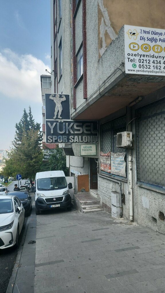 Fitness kulüpleri Yüksel Spor Salonu, İstanbul, foto