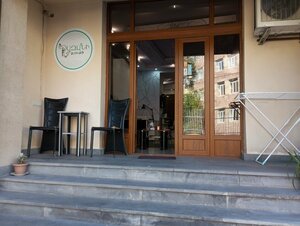 Nazani Beauty (Vahagn Davtyan Street No:29, Yerevan), güzellik salonu  Erivan'dan