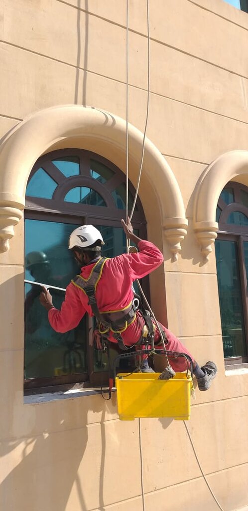 Temizlik şirketleri Quee Cleaning, Dubai, foto