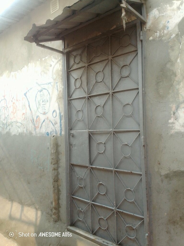 Kozmetik ve parfümeri mağazaları Casimiro, Loanda, foto