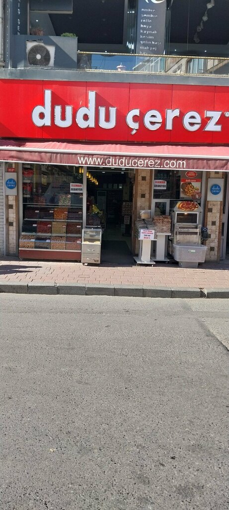 Kuruyemiş, atıştırmalık, kuru meyve Dudu Çerez, İstanbul, foto