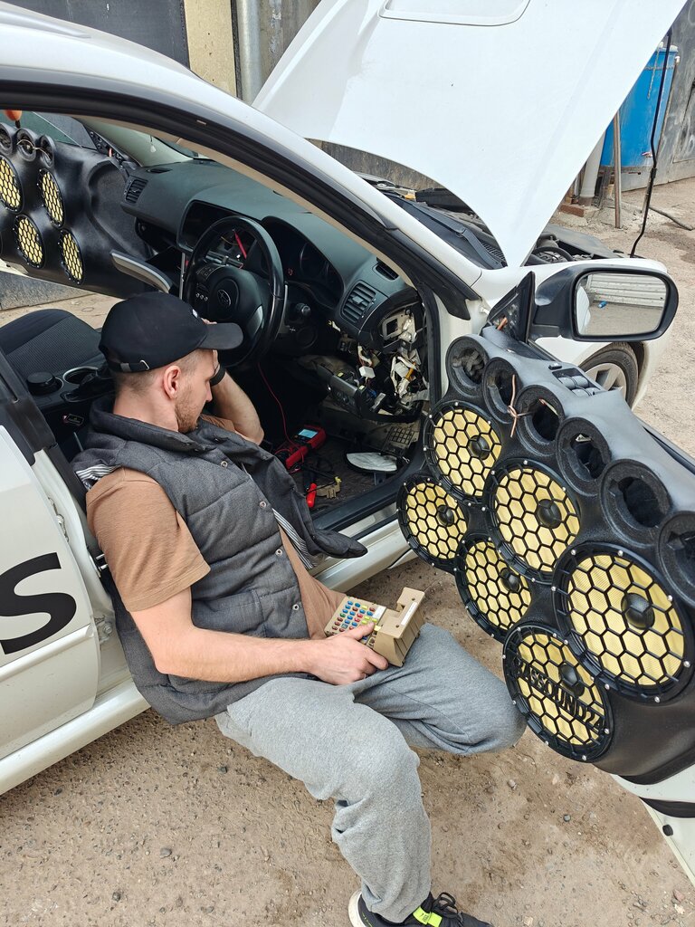 Oto ses sistemleri Krassound24, Krasnoyarsk, foto