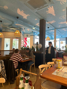 Starik Khinkalych (Nikitinskaya Street No:42, Voronezh), kafe  Voronej'den