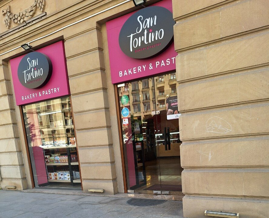 Pasta, şekerleme ve tatlı San Tortino, Bakü, foto