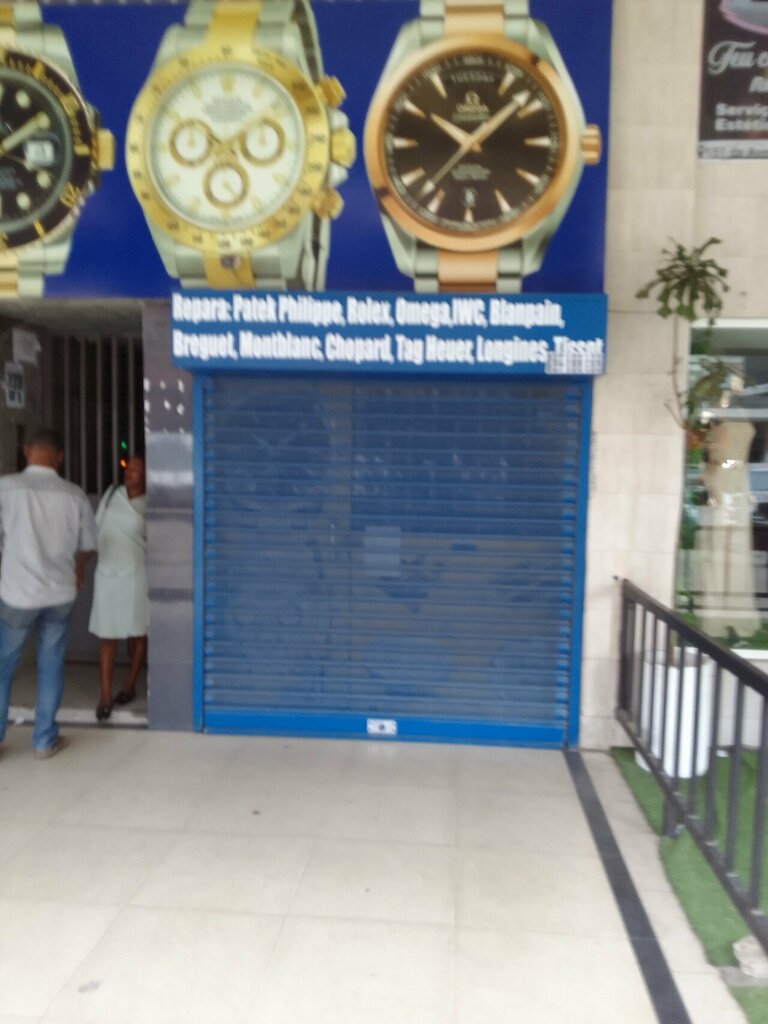 Saatçiler Reparação e venda de relogio, Loanda, foto